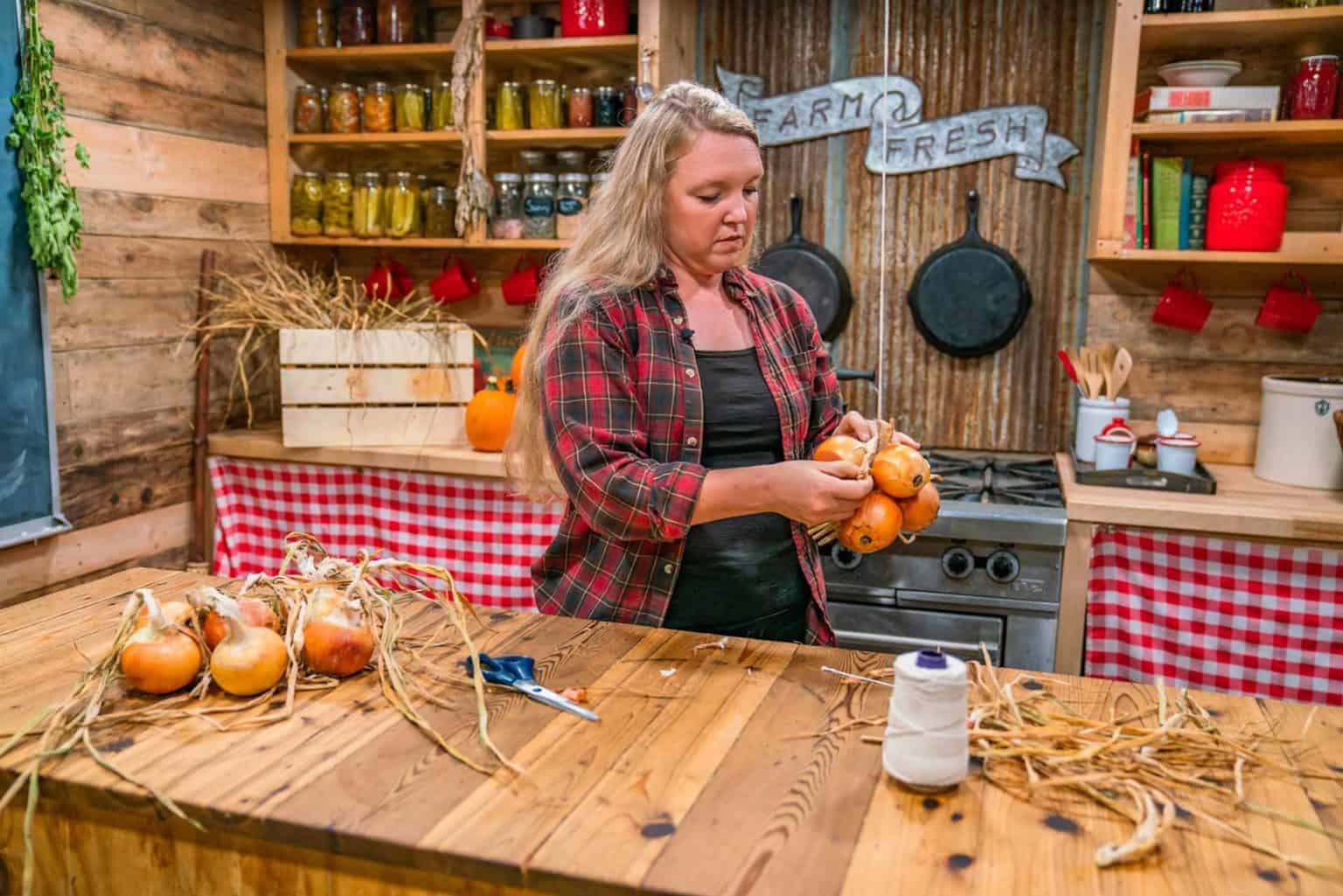 How to Store Onions the RIGHT Way — Homesteading Family