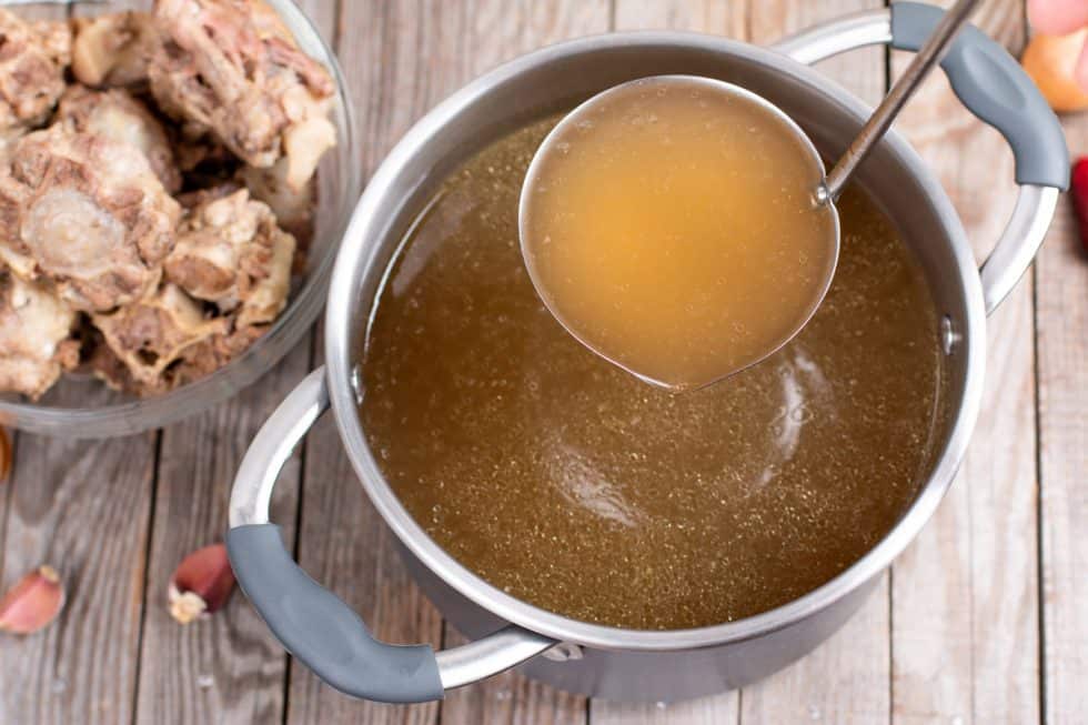13 Tips for Making the BEST Bone Broth — Homesteading Family