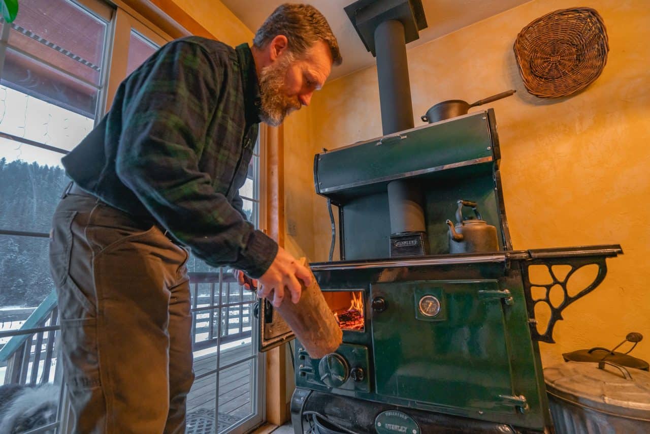 How to Prepare For Power Outage (Short-Term Power Outages)