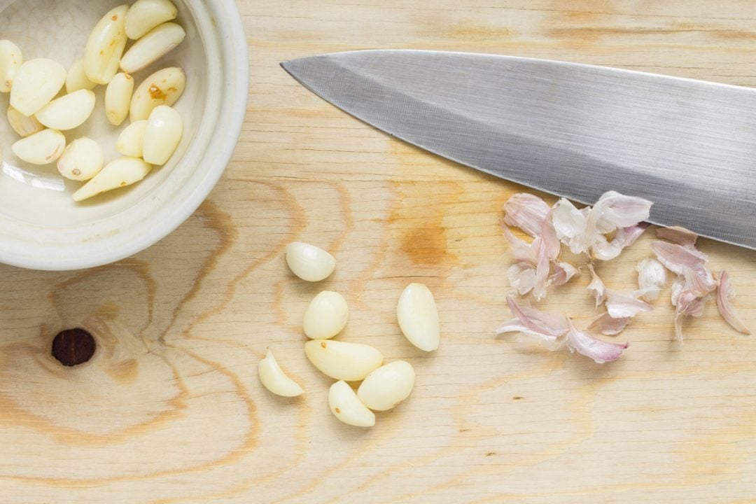 Easy Freeze Dried Garlic Tutorial — Homesteading Family