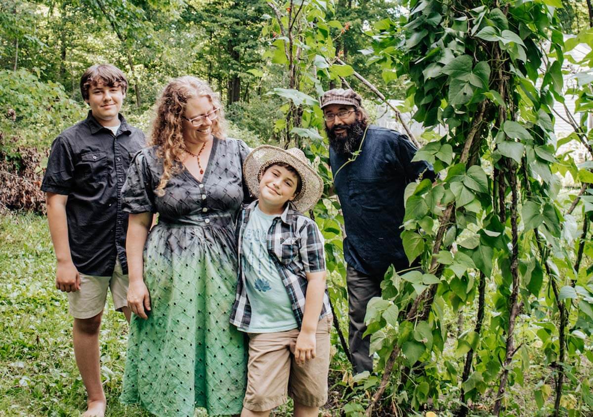 Growing & Pressing Your Own Seed Oil — Homesteading Family