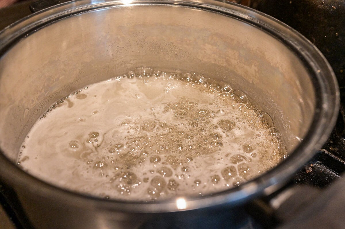 How to Make Caramel Apples — Homesteading Family