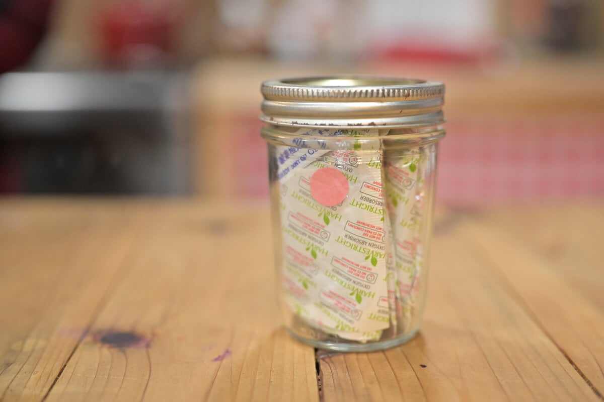 How To Use Oxygen Absorbers Homesteading Family how-to-use-oxygen-absorbers-homesteading-family