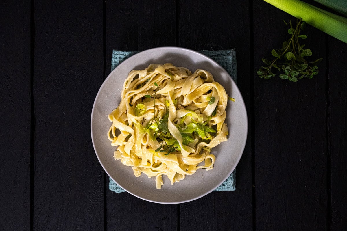 Creamy Leek Pasta Recipe | Quick & Delicious — Homesteading Family