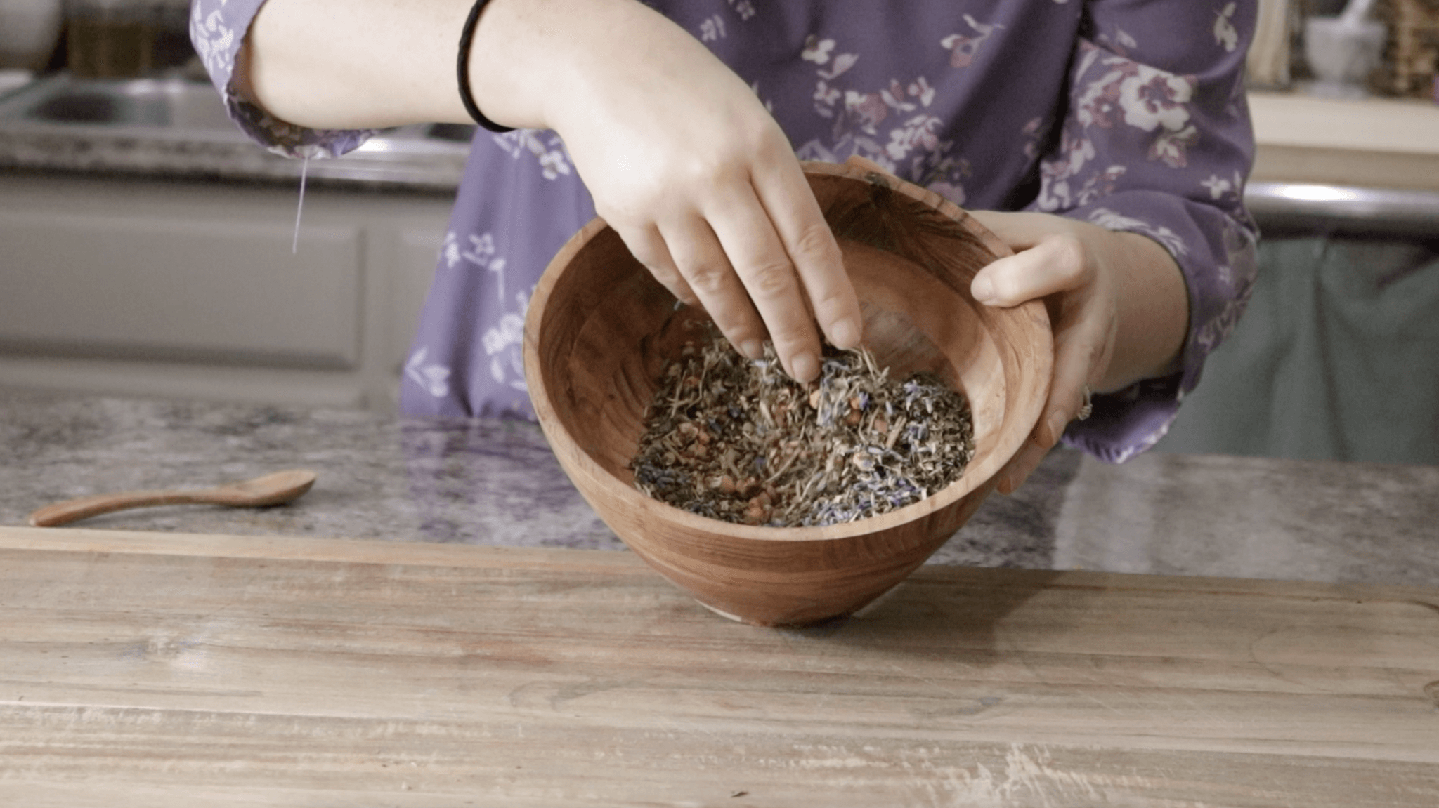 How to Make Your Own Tea Blend — Homesteading Family